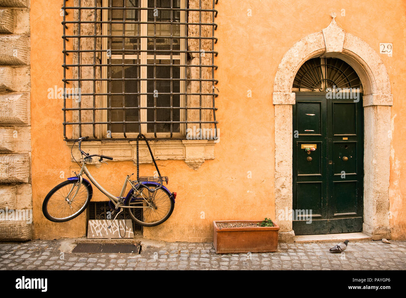 Italian parking - Rome Stock Photo - Alamy