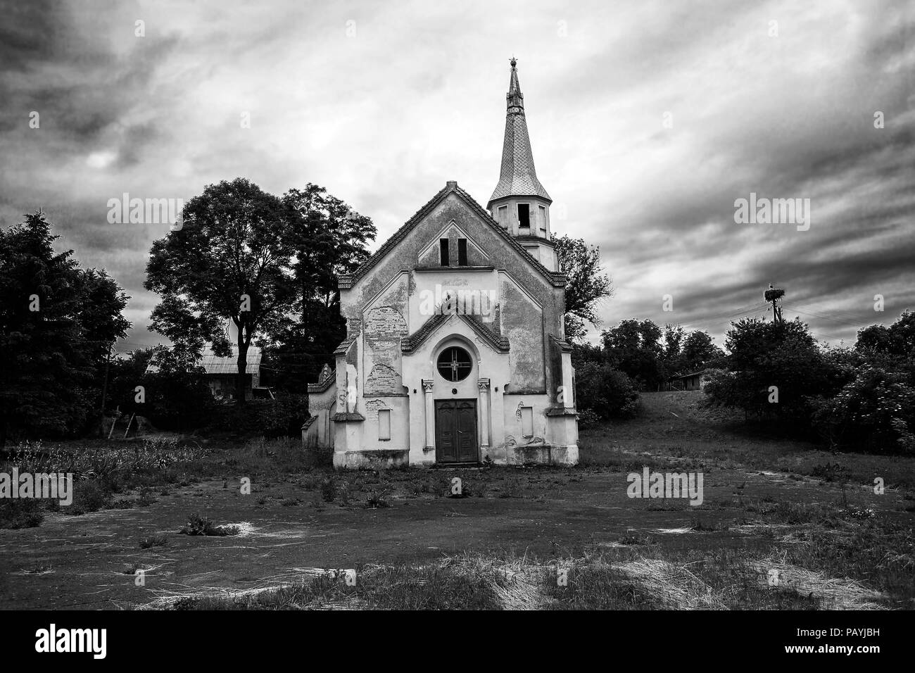Sinister black stone exterior hi-res stock photography and images - Alamy