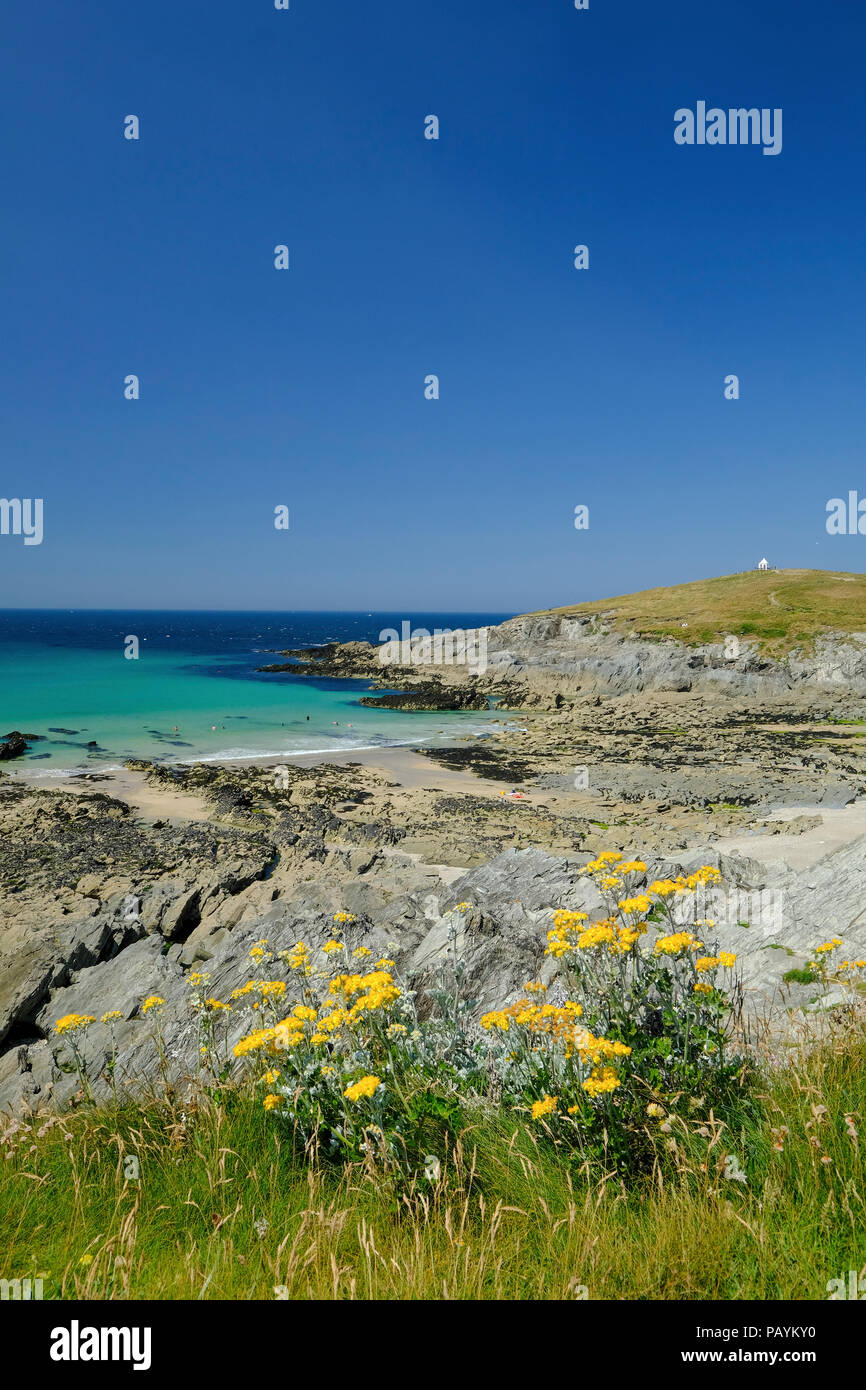 South west coast path coastal cornwall hi-res stock photography and ...