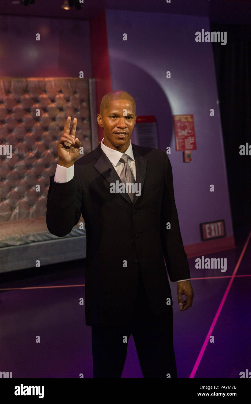 LOS ANGELES, USA - SEP 28, 2015: Jamie Foxx in Madame Tussauds ...