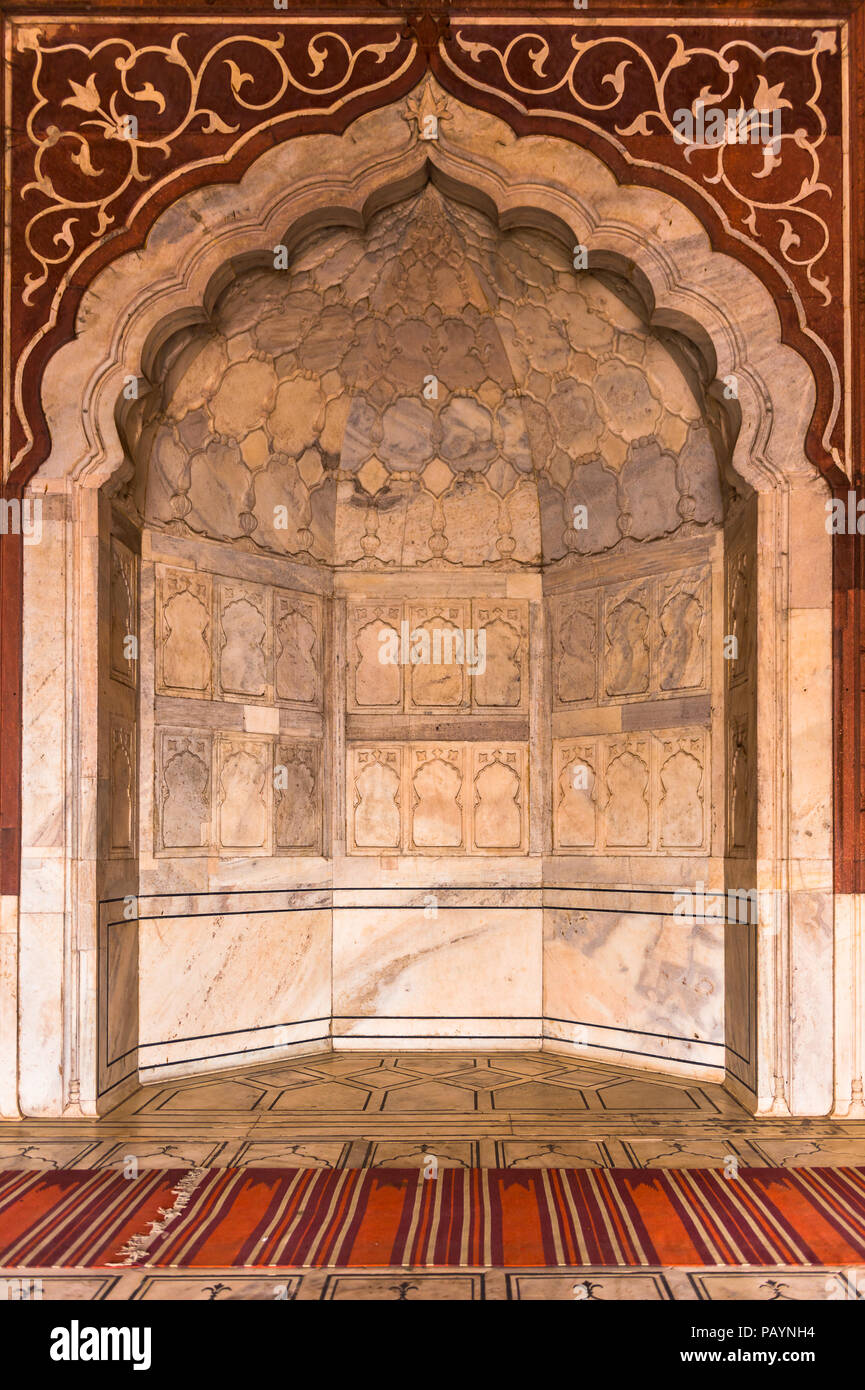 Interior view of the jama masjid mosque hi-res stock photography and ...