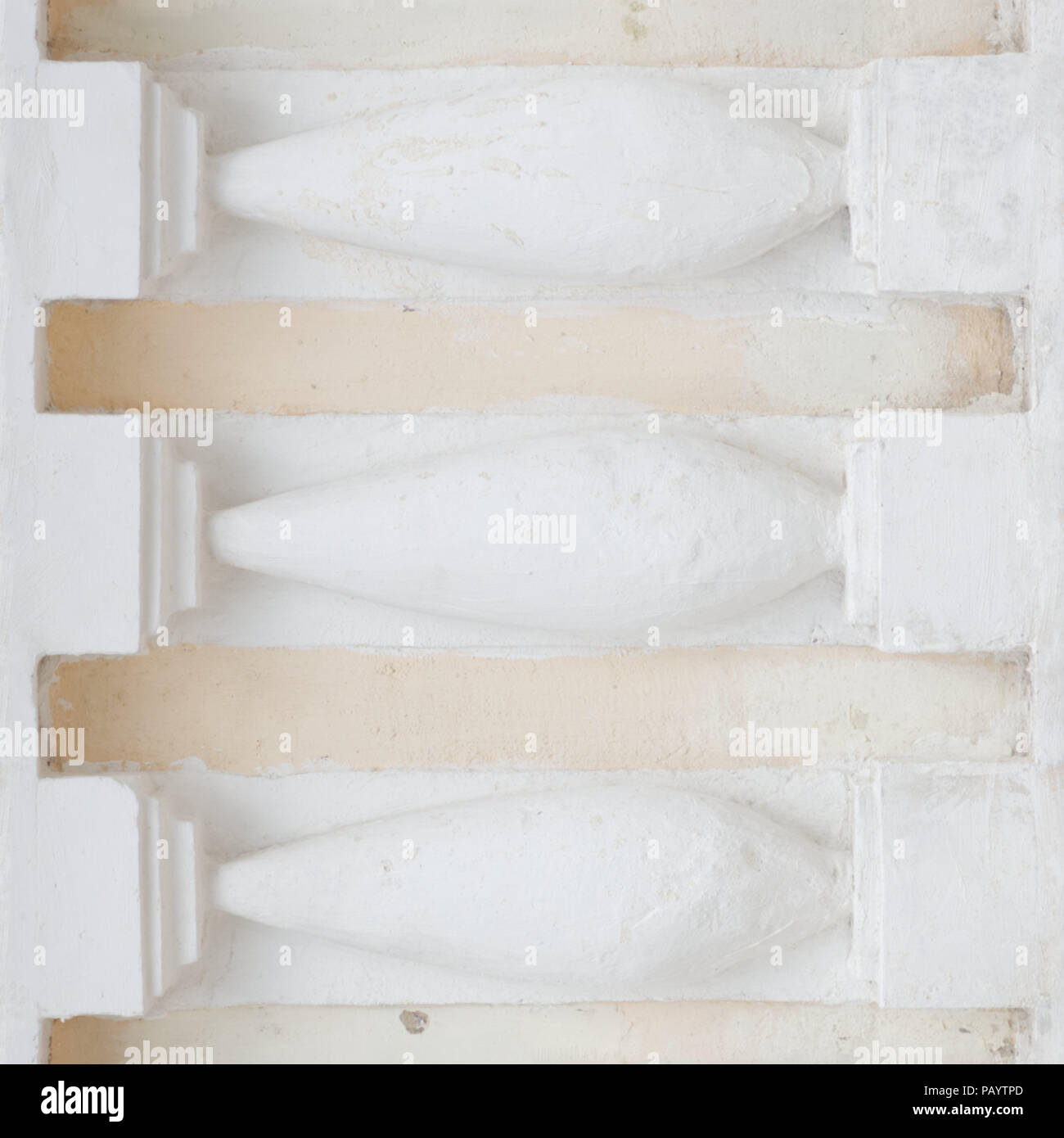 White stone columns hi-res stock photography and images - Alamy