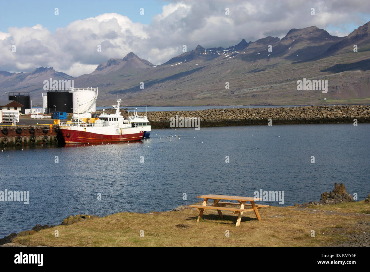 Iceland - Djupivogur, small fishing town. Mountains and fiord Stock ...
