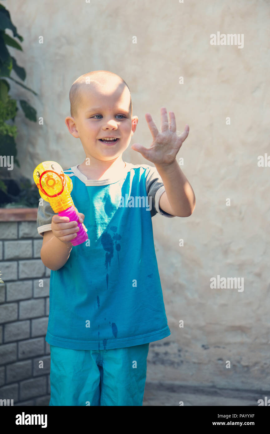 Bubble Gun Child High Resolution Stock Photography and Images - Alamy
