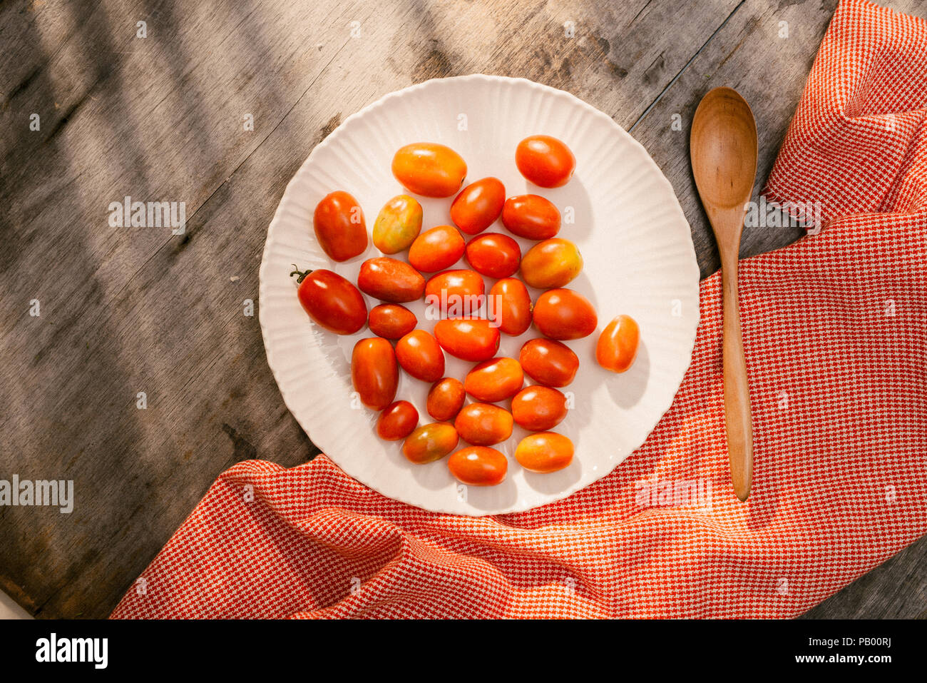Tabl top hi-res stock photography and images - Alamy