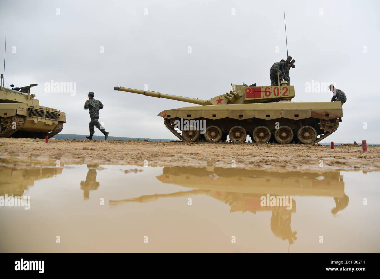 Tank crew members hi-res stock photography and images - Alamy
