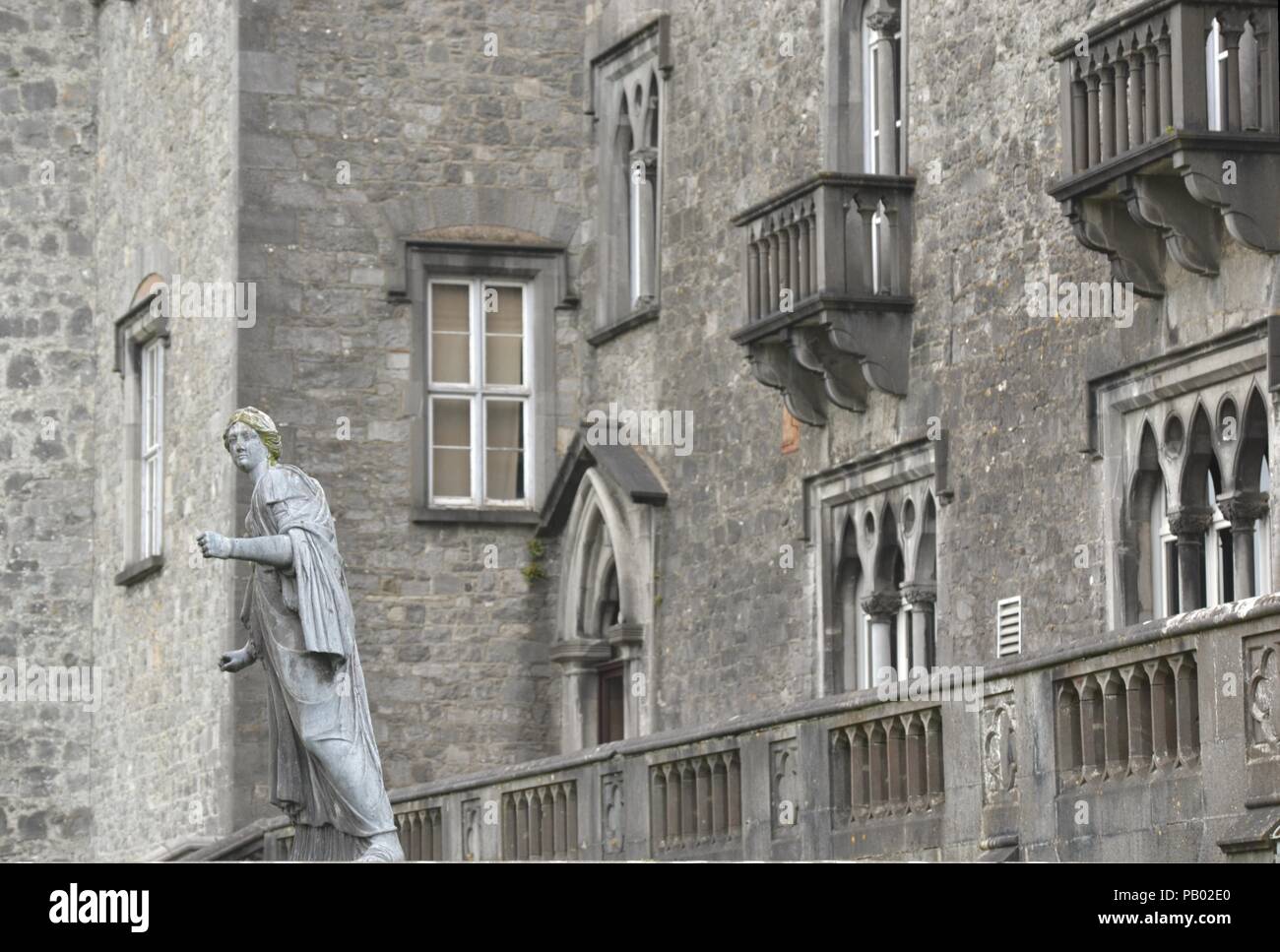 Old statue dancing Stock Photo - Alamy
