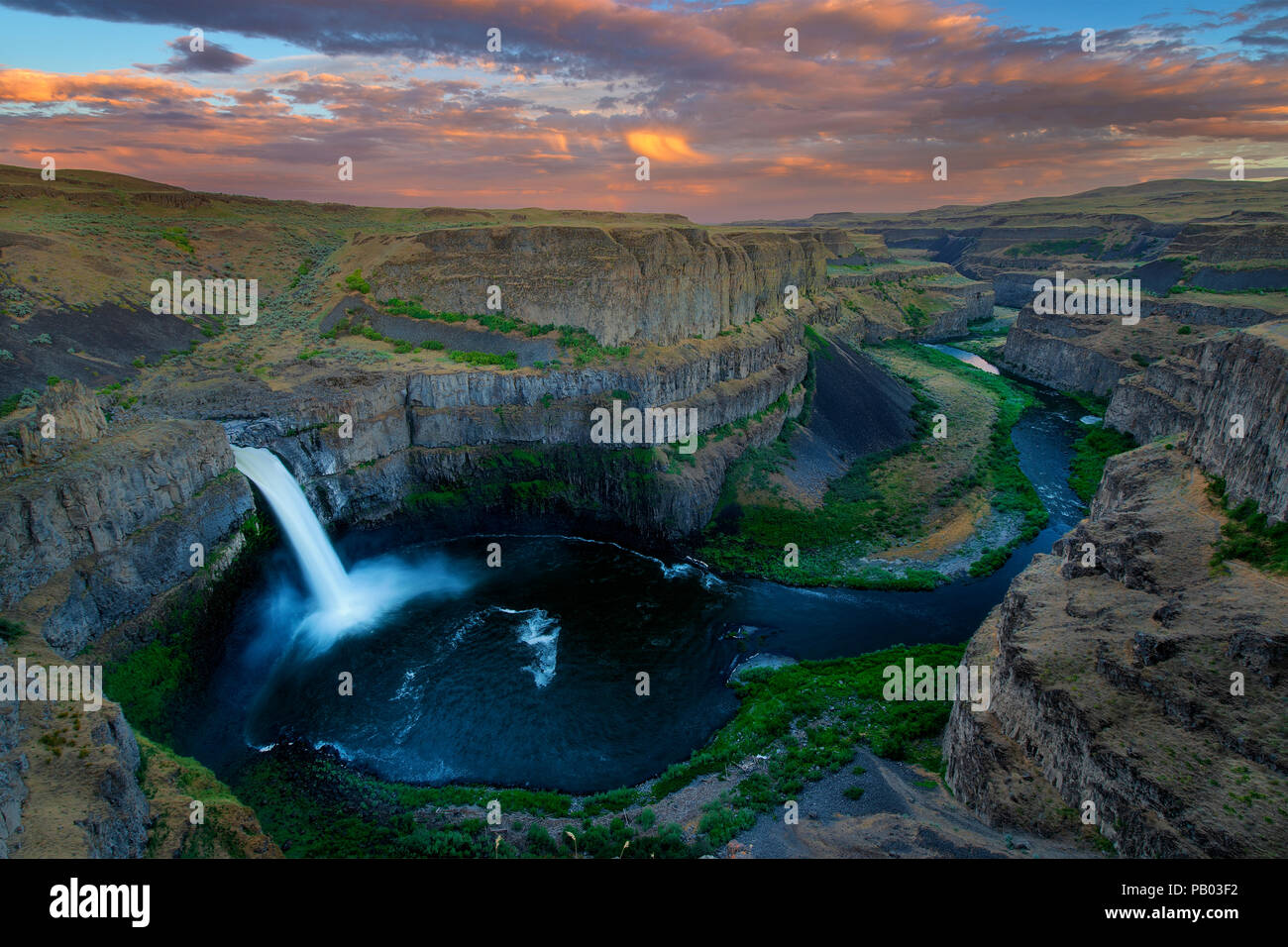 Palouse Falls State Park Stock Photo - Alamy