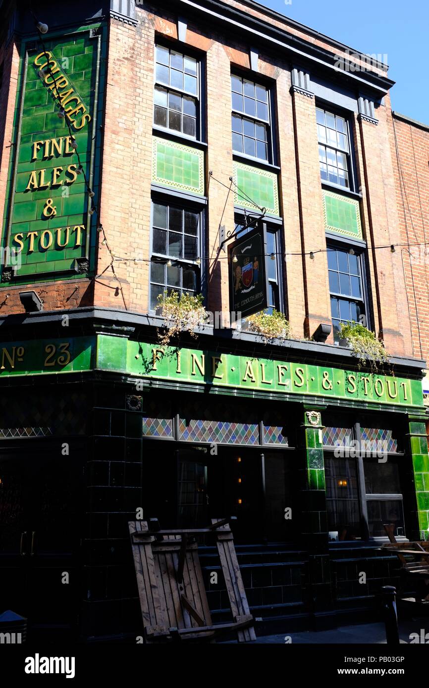 Exmouth Arms pub, Exmouth Market, London Stock Photo - Alamy