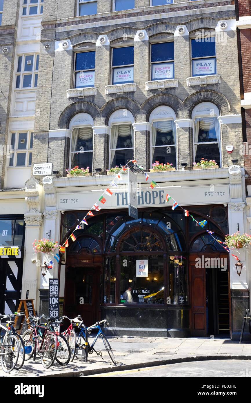 Smithfield pub hi-res stock photography and images - Alamy