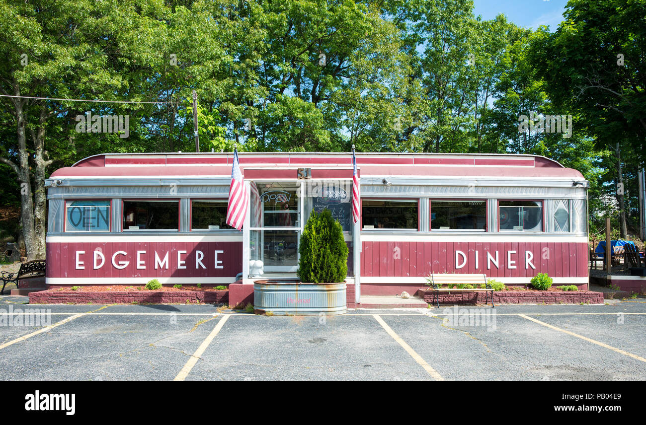 The Edgemere Diner, Shrewsbury, MA Stock Photo - Alamy