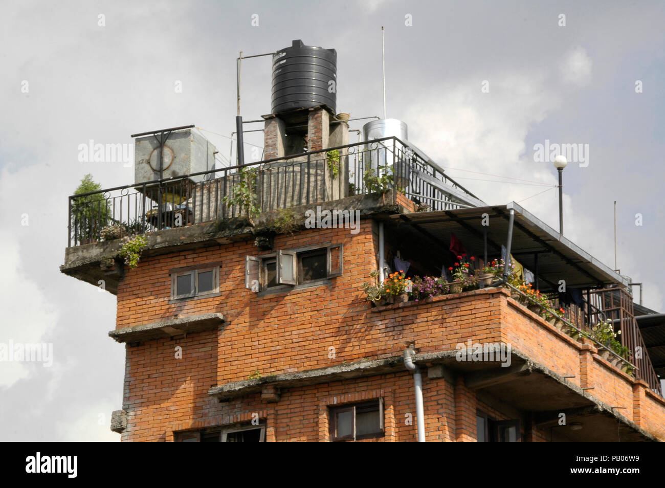 Nepalese architecture hi-res stock photography and images - Alamy