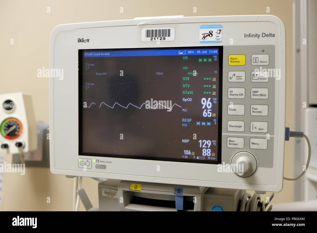 Drager Infinity Delta vital signs monitor at Scott & White Hospital in ...