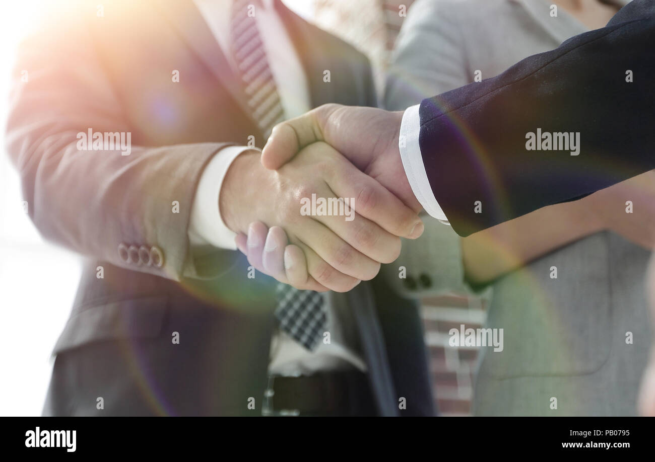 friendly handshake of business people Stock Photo - Alamy