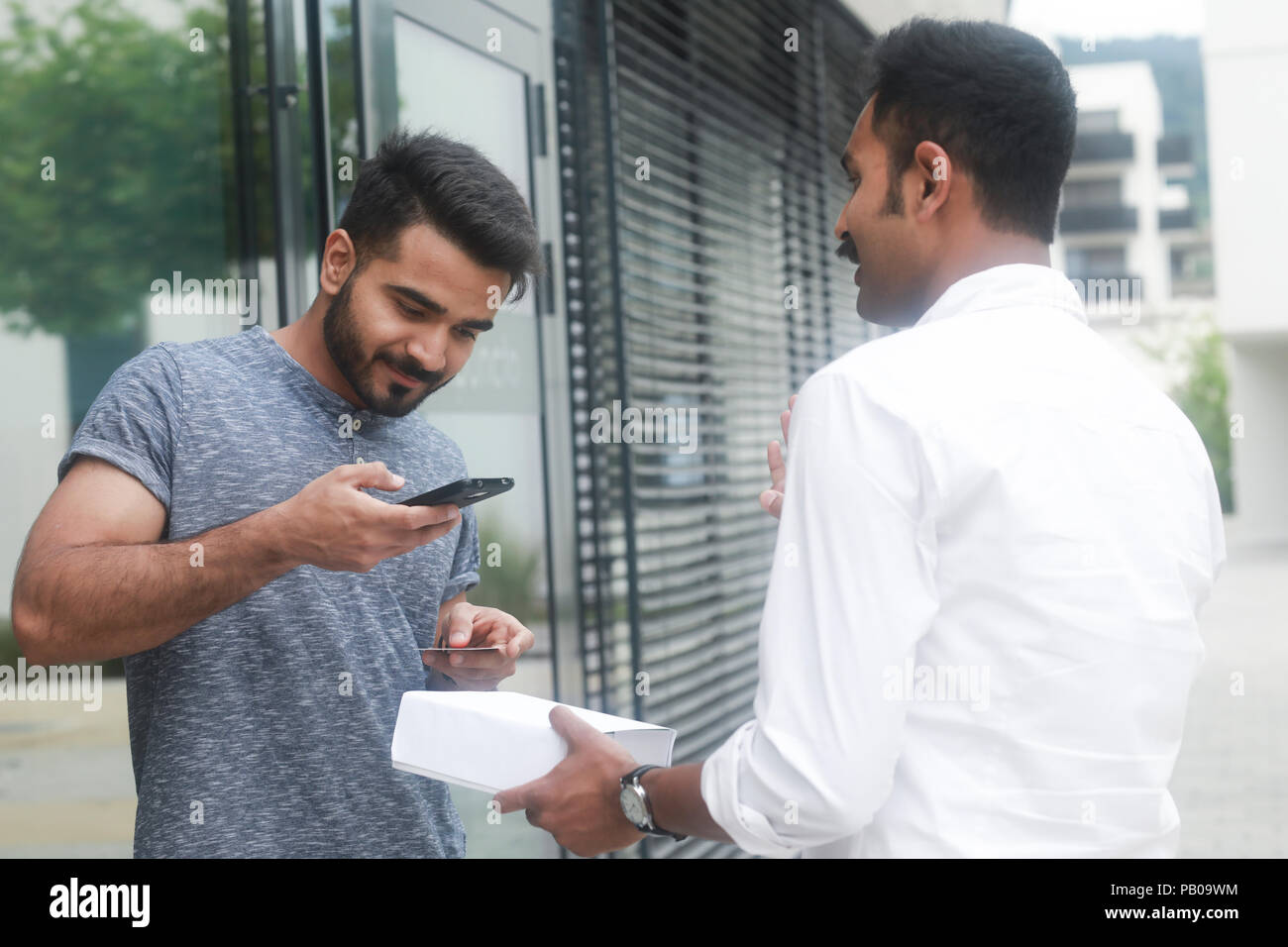 Hone down hi-res stock photography and images - Alamy