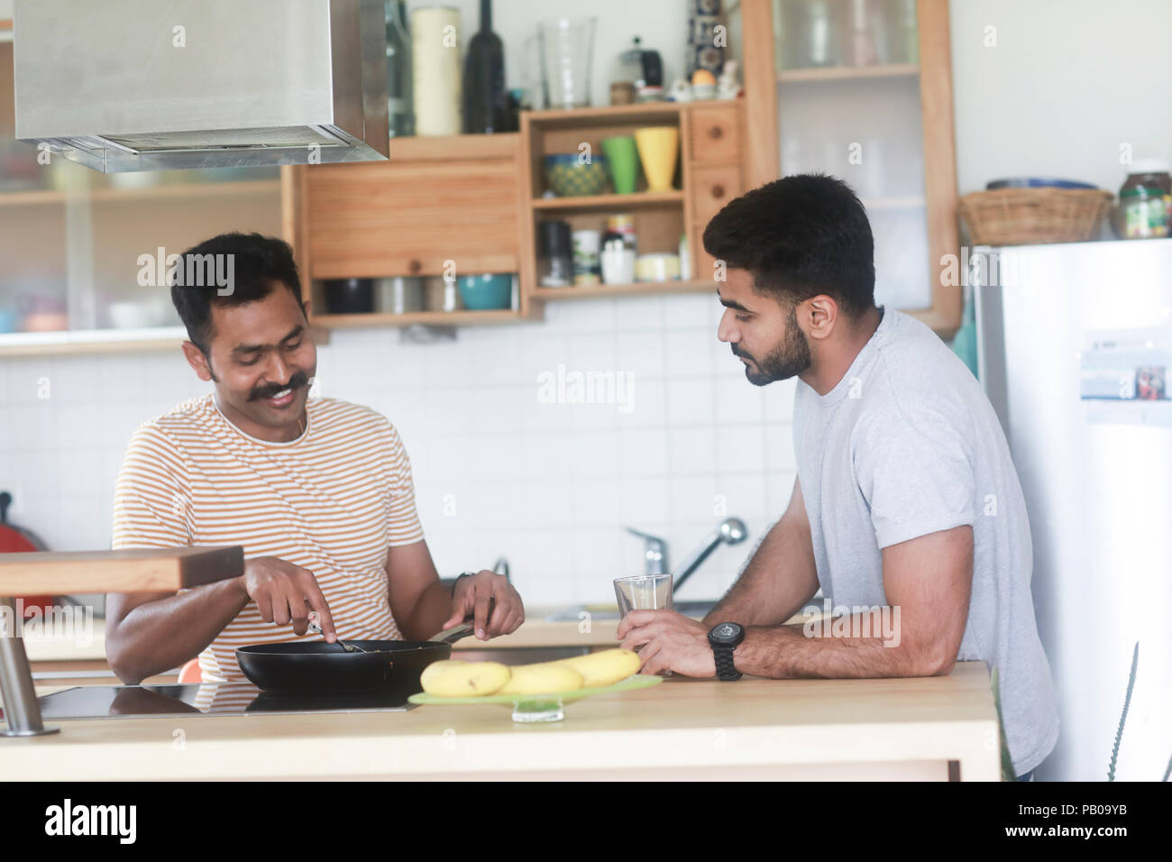 Men dinner hi-res stock photography and images - Alamy