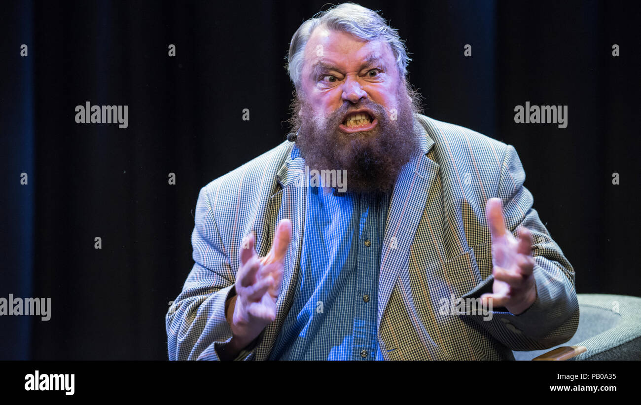 Actor brian blessed hi-res stock photography and images - Alamy
