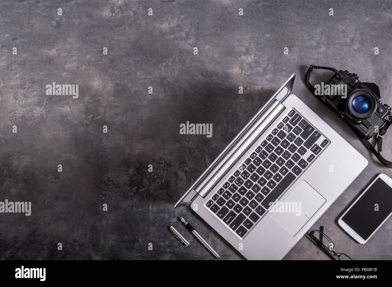 Table top view photos hi-res stock photography and images - Alamy