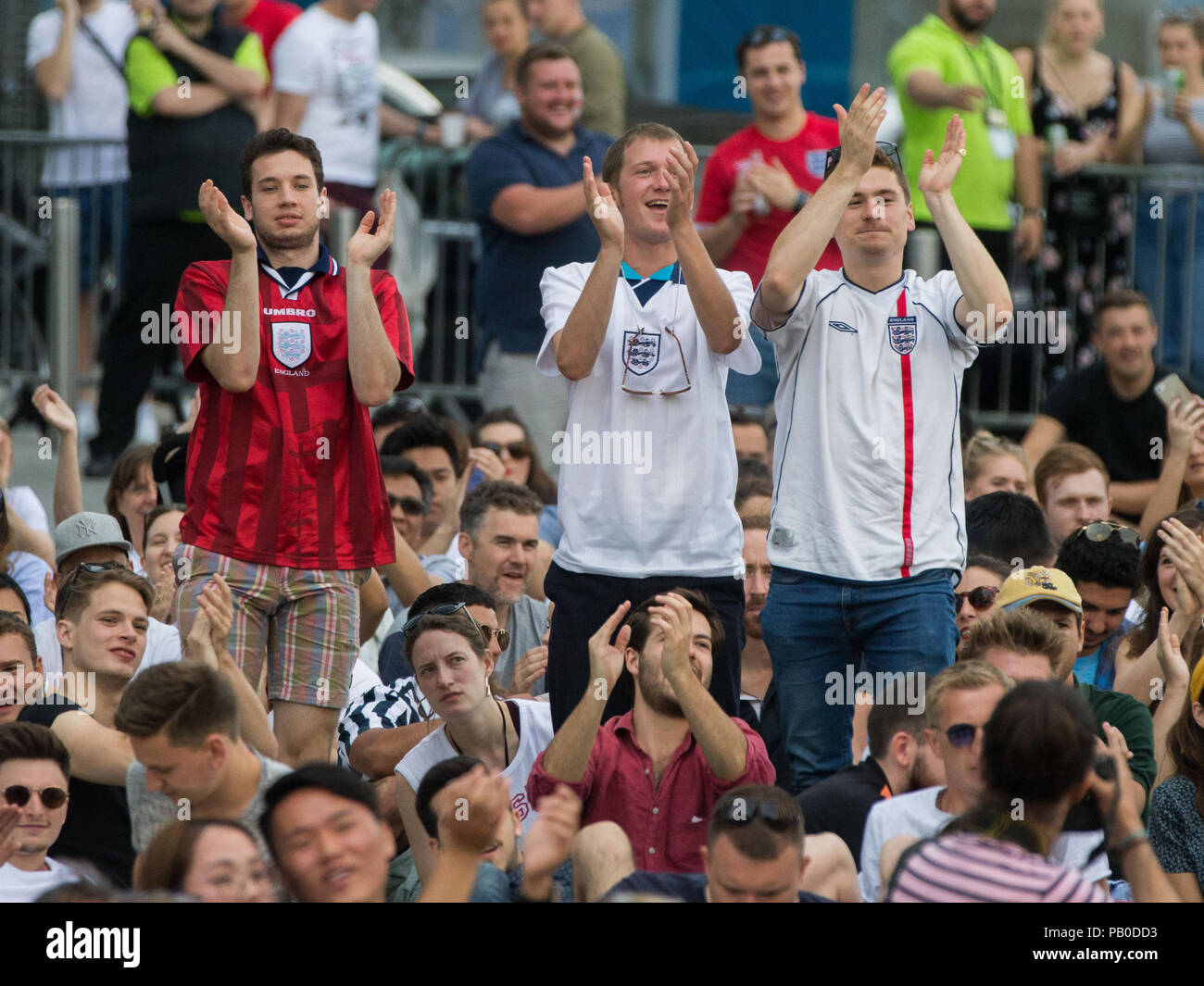 Football fans gather in Merchant Square in London's Paddington to watch ...
