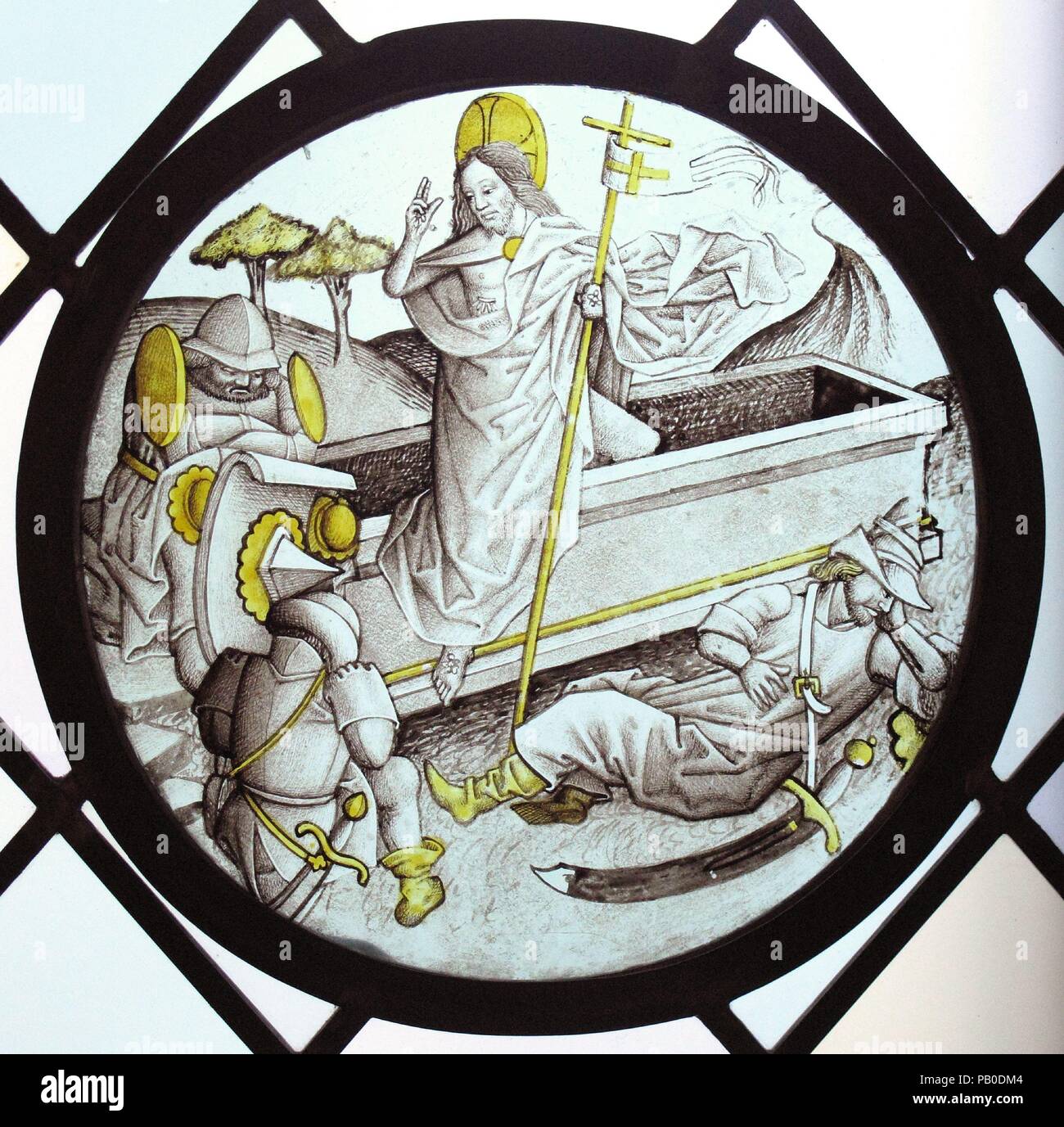 Silver stained glass roundel hi-res stock photography and images - Alamy