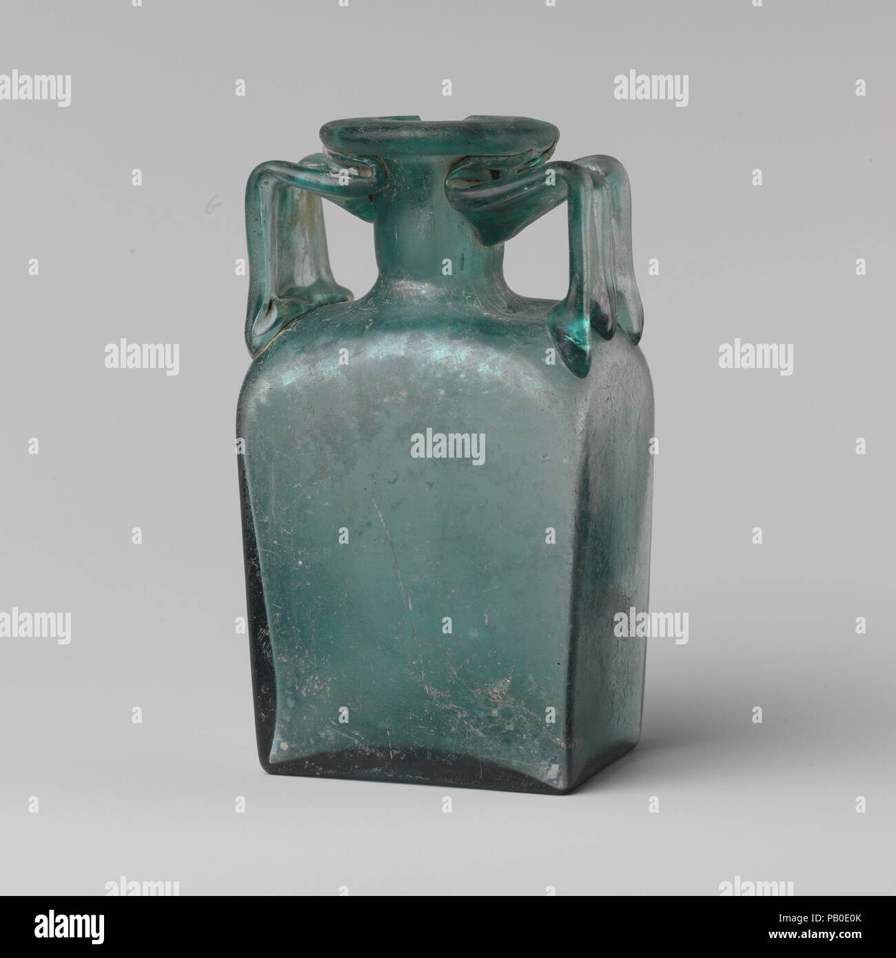 Rounded glass corners hi-res stock photography and images - Alamy