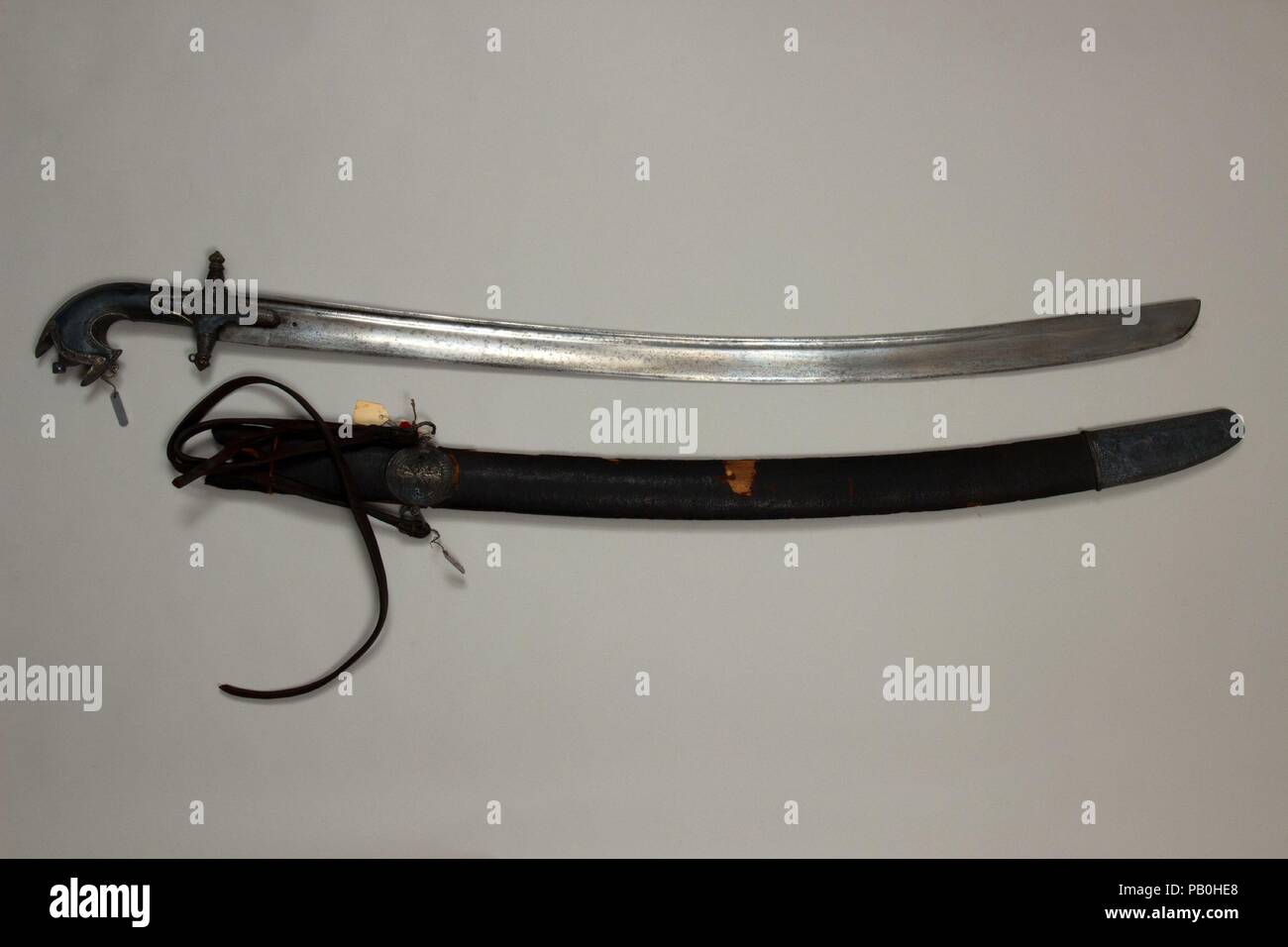 Arabian swords hi-res stock photography and images - Alamy