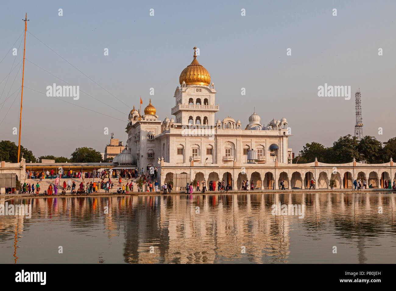 Gurudwara bangla sahib delhi hi-res stock photography and images - Alamy