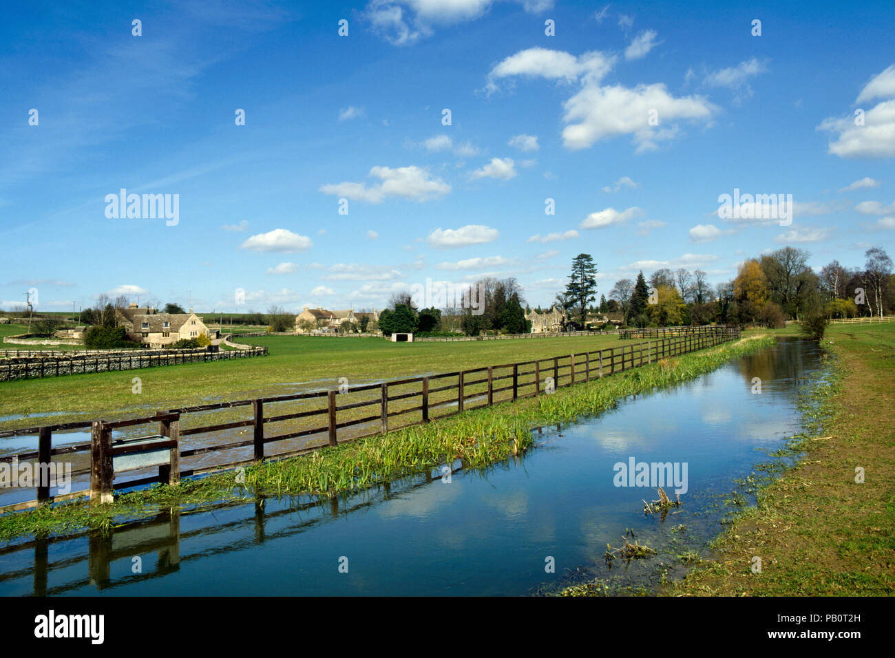 Coln rogers cotswolds winter hi-res stock photography and images - Alamy