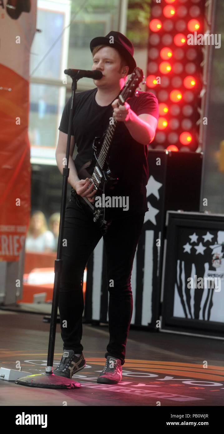 NEW YORK, NY - JUNE 12: Musicians Joe Trohman, Patrick Stump, Andy ...