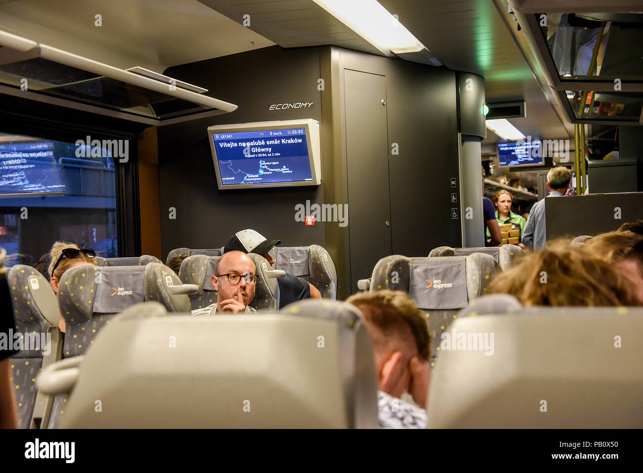 Leo express bus hi-res stock photography and images - Alamy