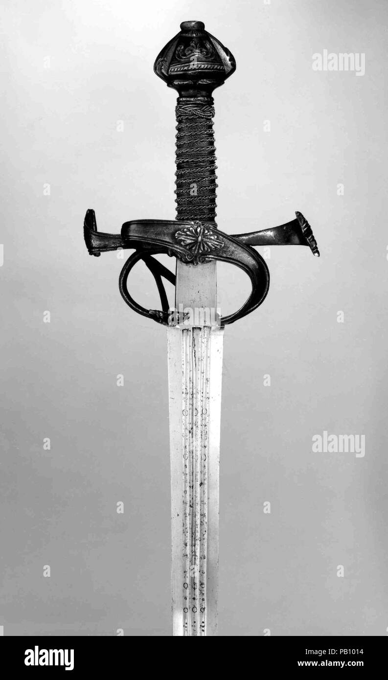 6 oz Black and White Stock Photos & Images - Alamy