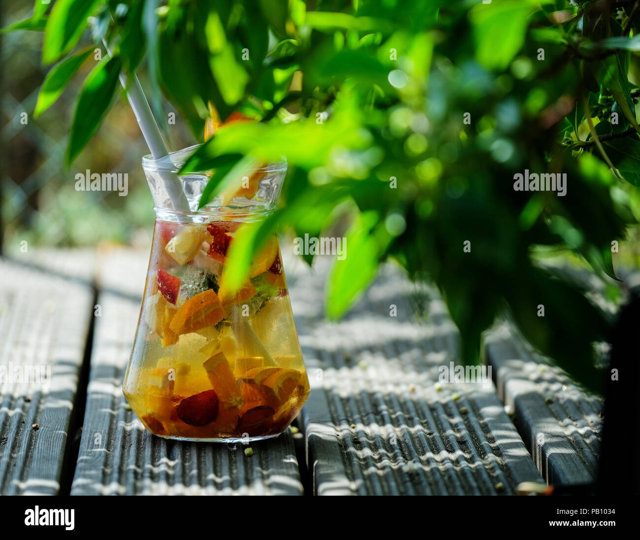 Chilled fruit hi-res stock photography and images - Alamy