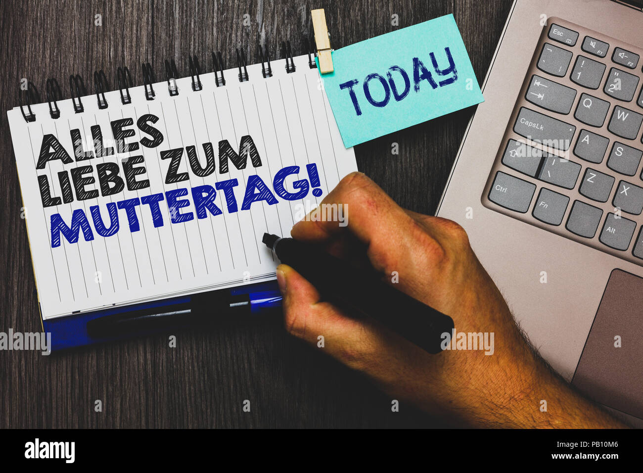 Happy mothers day sticky note hi-res stock photography and images - Alamy
