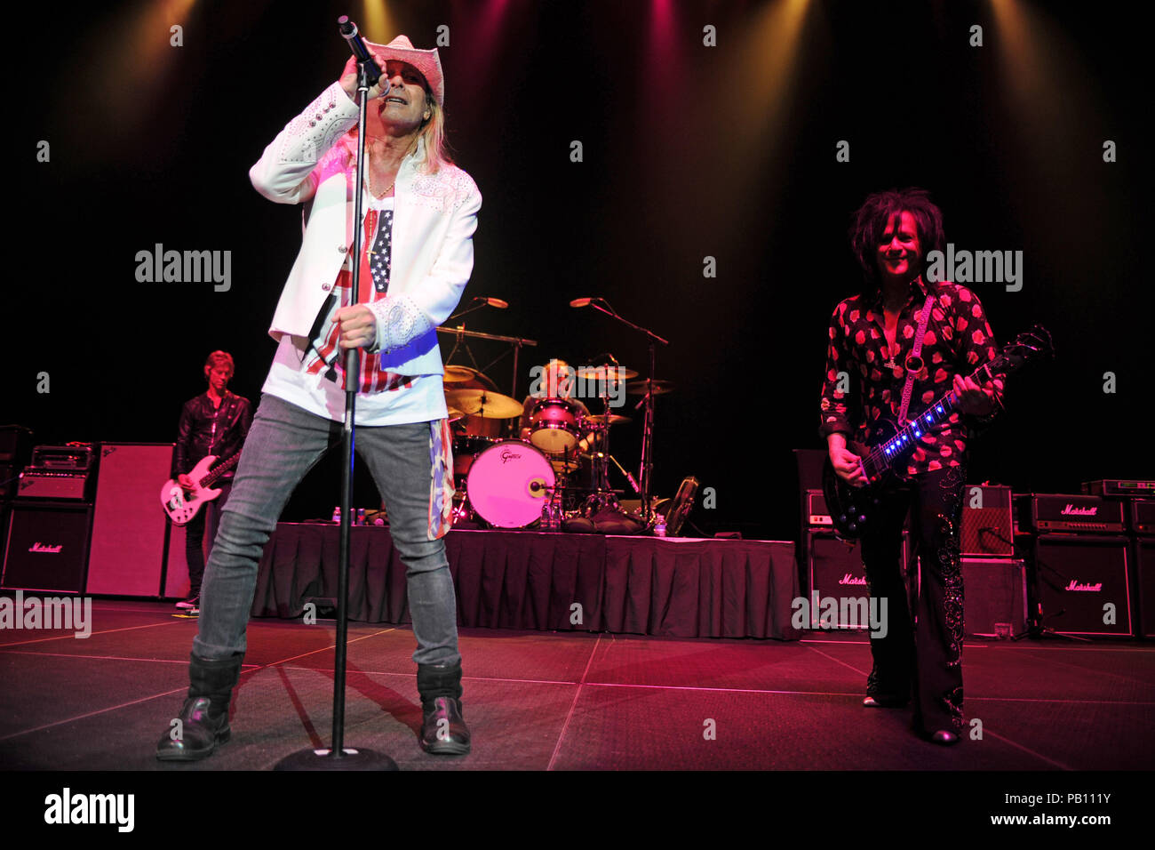 Robin duff hi-res stock photography and images - Alamy