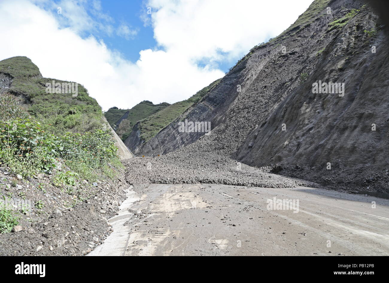 landslide blocking mountain road southern Ecuador February Stock Photo ...