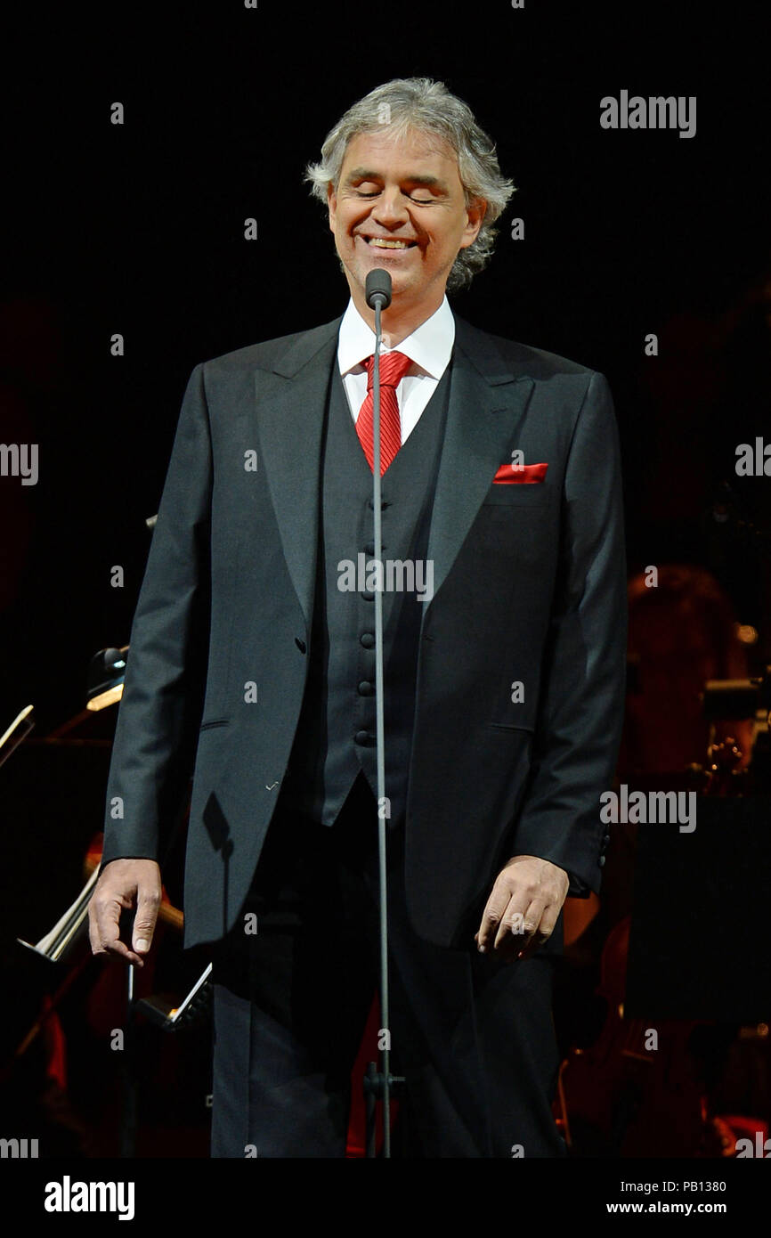 HOLLYWOOD, FL - FEBRUARY 12: Andrea Bocelli performs at Hard Rock Live ...