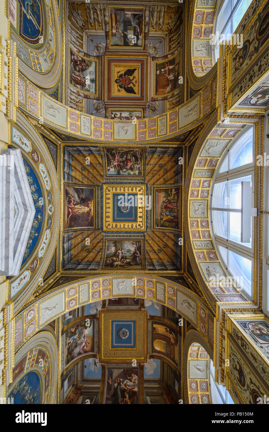 Ceiling of The Raphael Loggias at Hermitage Museum, Saint Petersburg ...
