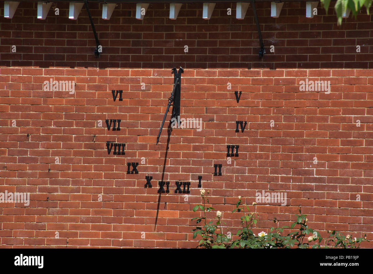 Roman numerals clock hi-res stock photography and images - Alamy