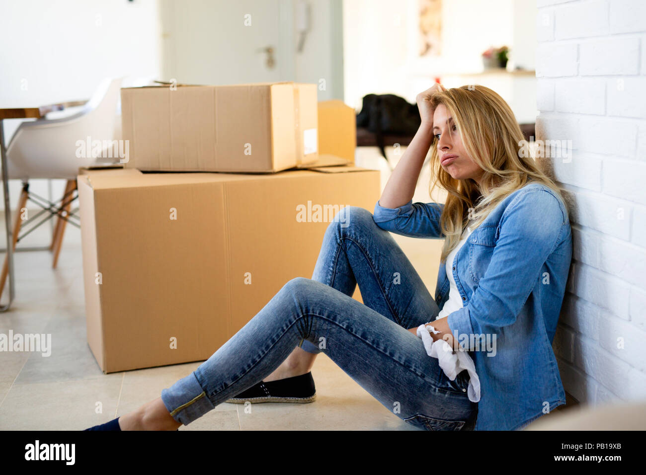 Moving house stress hi-res stock photography and images - Alamy