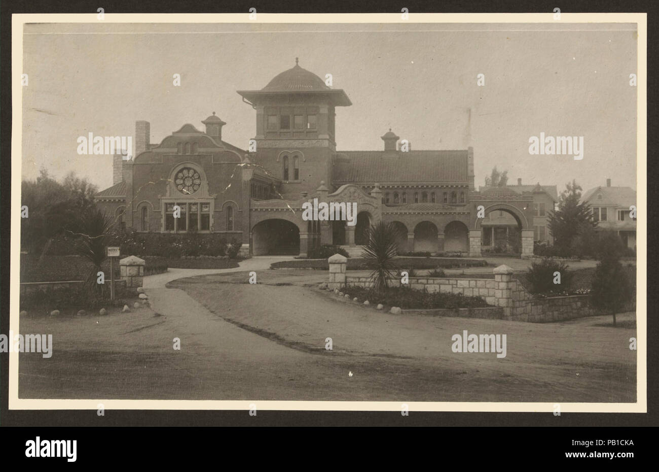 Smiley public library hi-res stock photography and images - Alamy