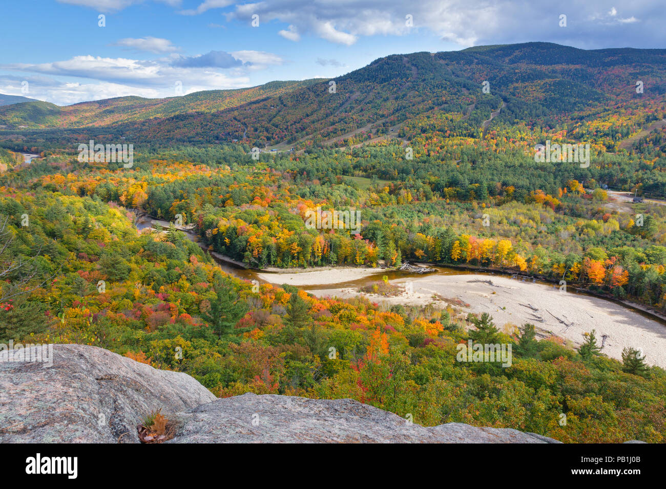 Attitash mountain resort hi-res stock photography and images - Alamy