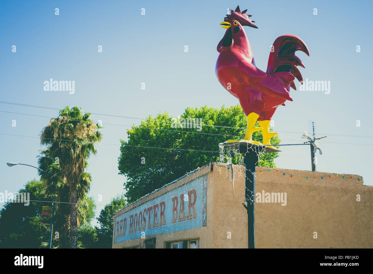 Red rooster bar hi-res stock photography and images - Alamy
