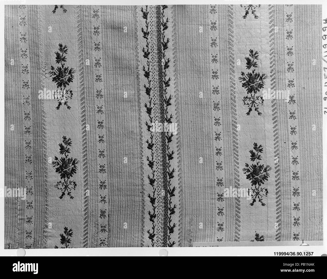 9 0 x 1 1 cm Black and White Stock Photos & Images - Alamy