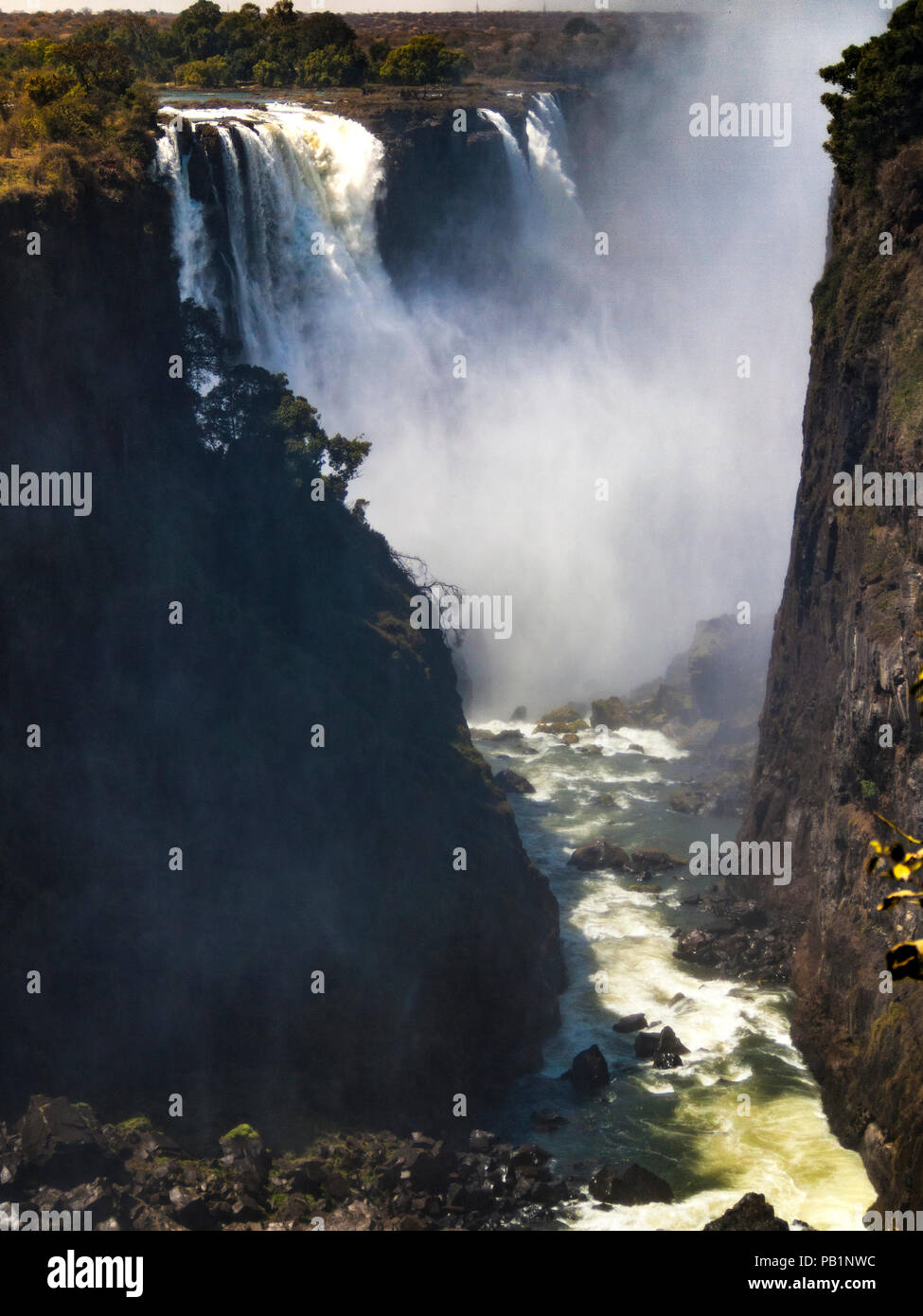 Rainbow victoria falls zambia hi-res stock photography and images - Alamy