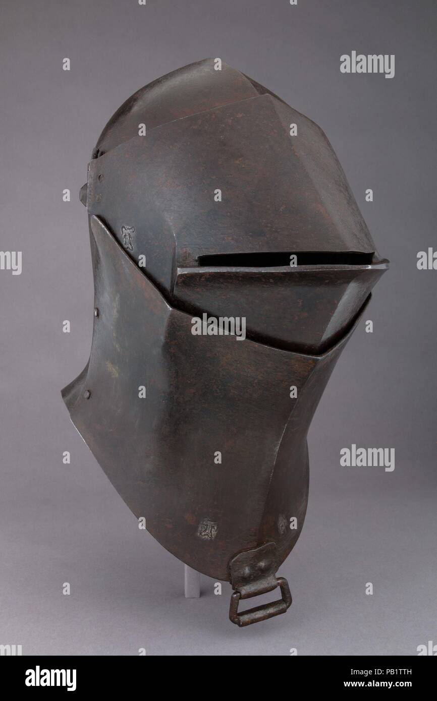 Jousting Helmet High Resolution Stock Photography and Images - Alamy