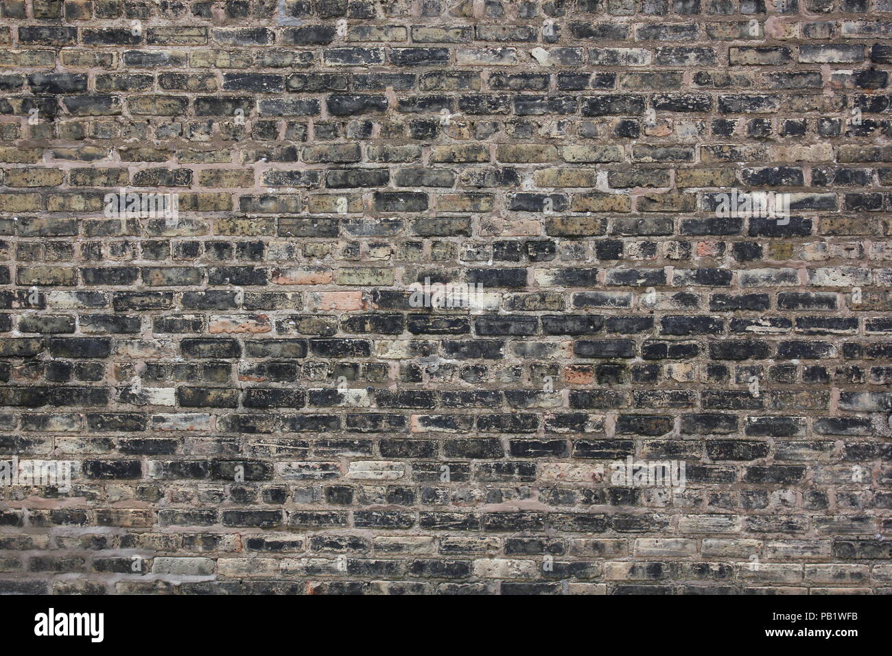 Sooty brick wall hi-res stock photography and images - Alamy