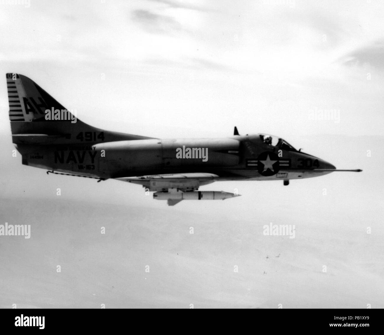 Bullpup hi-res stock photography and images - Alamy