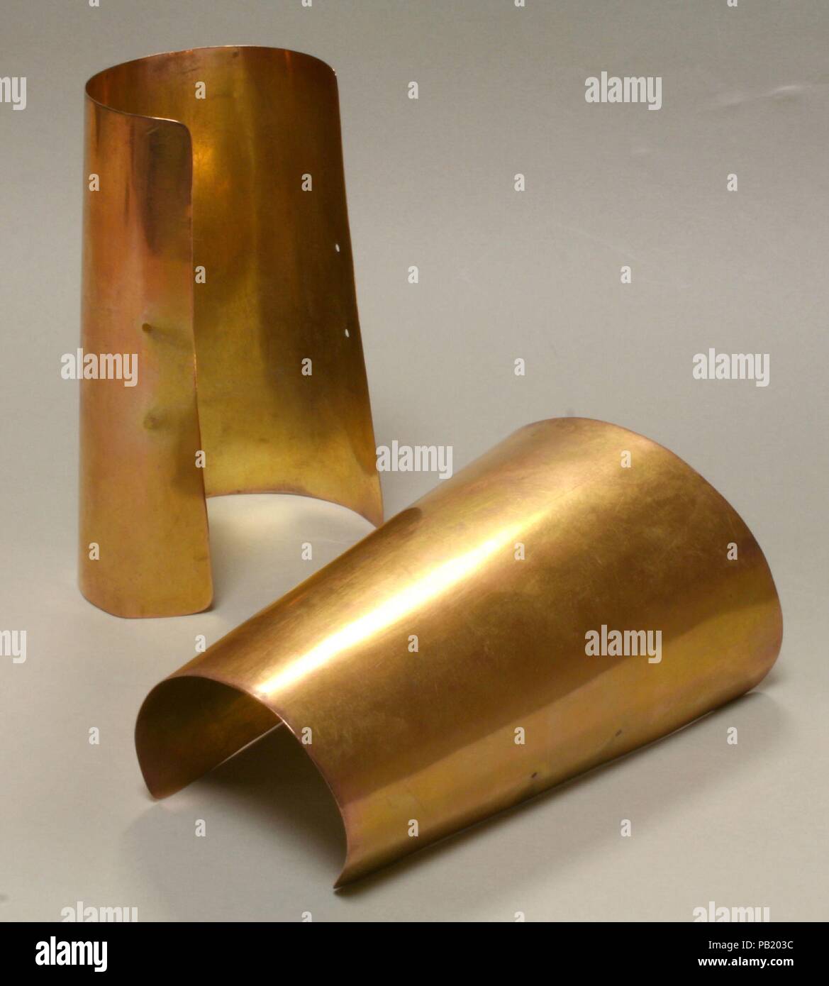 Pair of Cuffs. Culture: Veraguas (?). Dimensions: H. 5 1/4 in. (13.3 cm ...