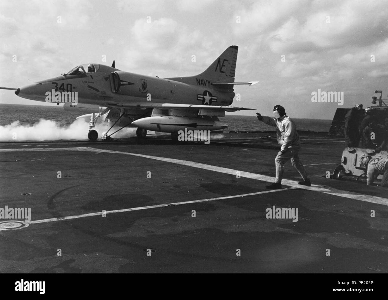Uss midway cva 41 hi-res stock photography and images - Alamy