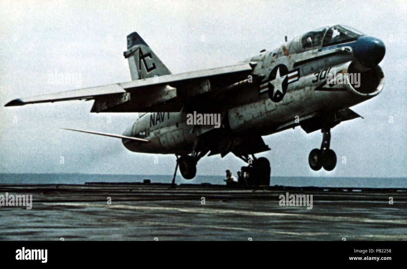 Uss saratoga cva 60 hi-res stock photography and images - Alamy
